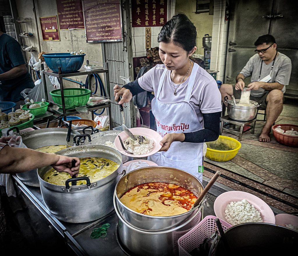 Jek Pui Curry / Bangkok, Thailand – Kochgenossen